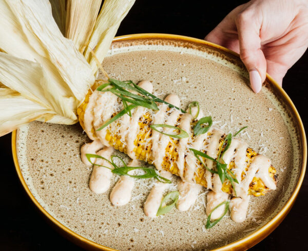 Eat & Drink At Spring Lake Hotel - Springfield QLD